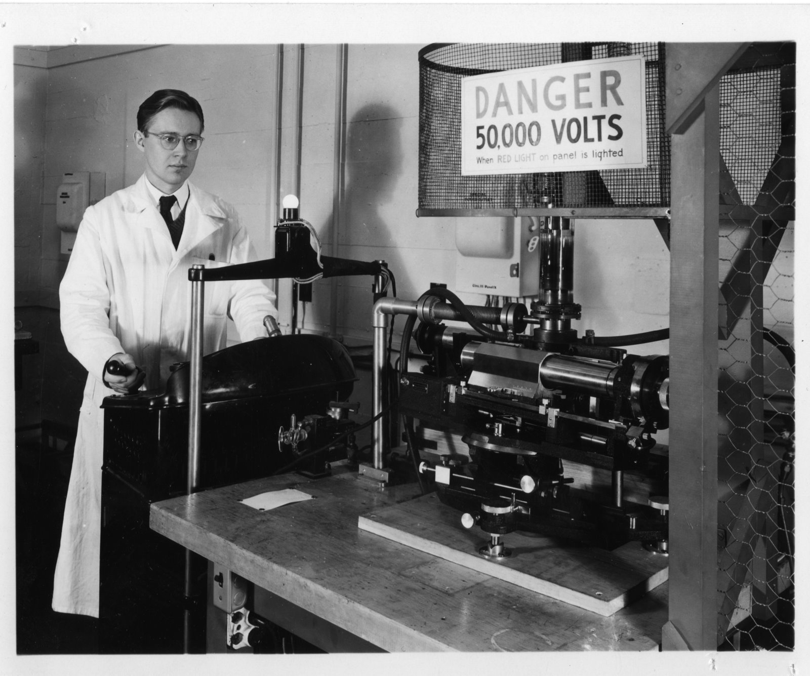 Crystallography Lab - Photo #7