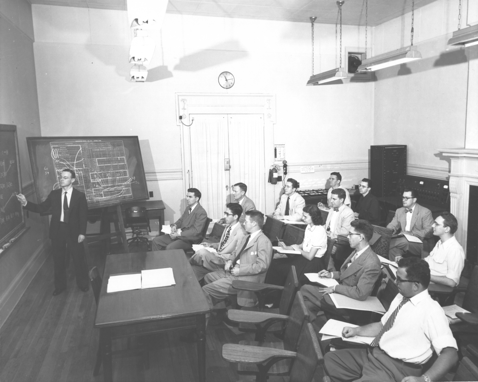 Watson Lab Gallery 1945-1959 - Photo #3