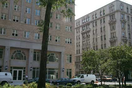 New Columbia Dorm Designed by Robert A. M. Stern Opens On Broadway
